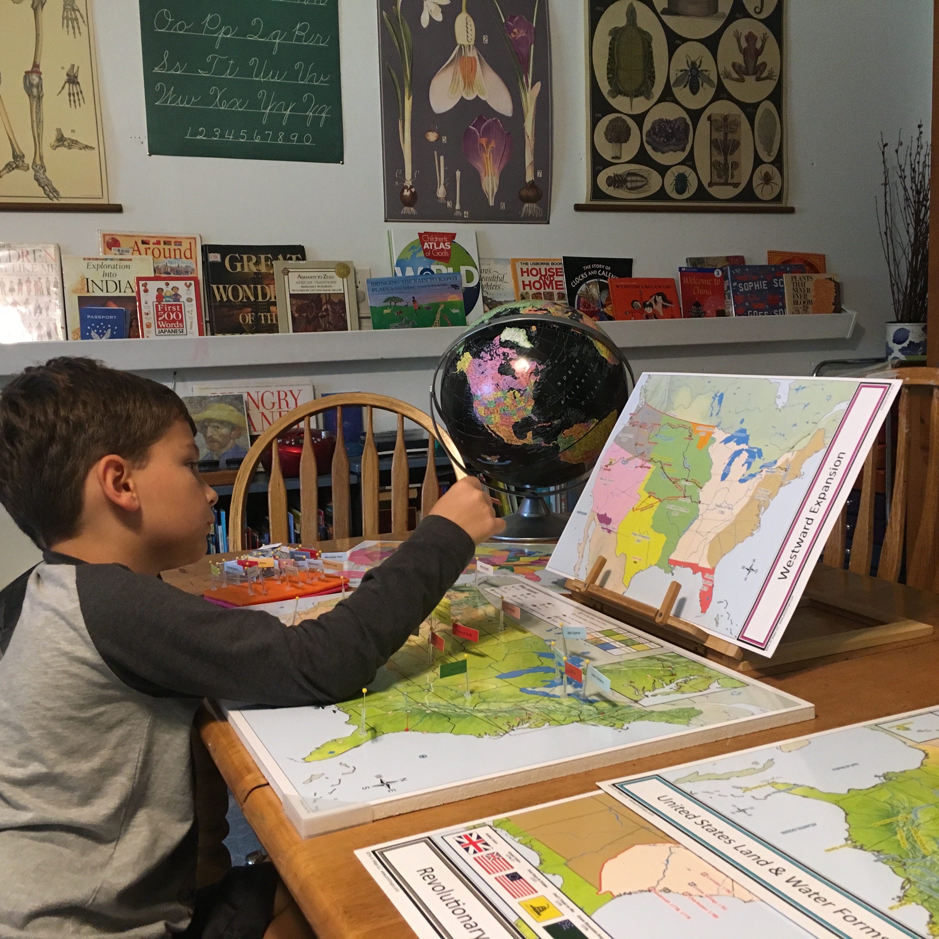 Pin it! Maps USA and US History Bundle